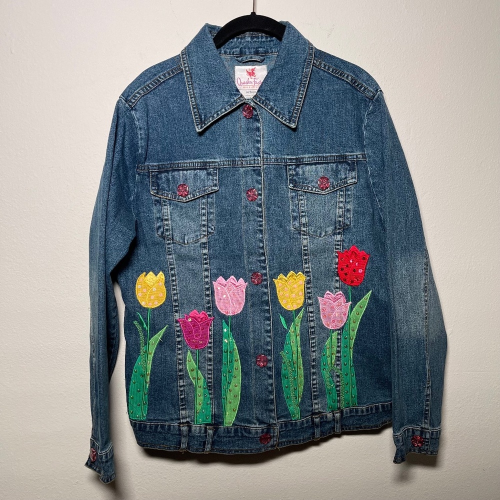 Quacker Factory Denim Jean Funky Tulip Floral Bedazzl… - Gem